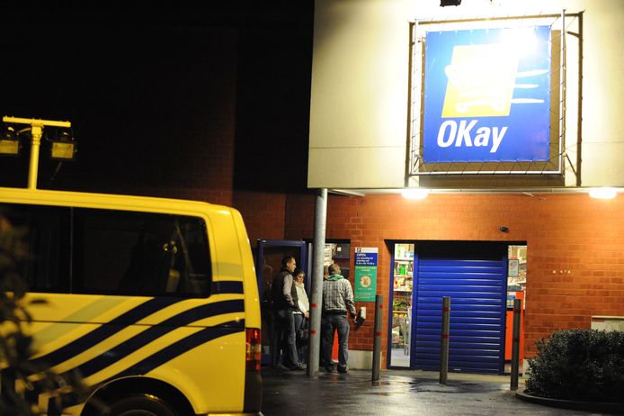 Twee winkeldieven betrapt met gestolen drank, tabak en scheermesjes in ...