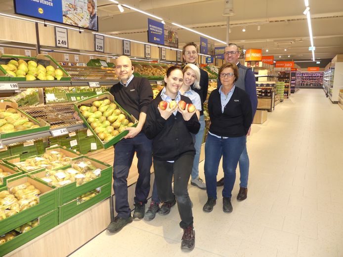 Lidl opent na jaar bouwen nieuwe winkel in Deinze: “Extra parking ...