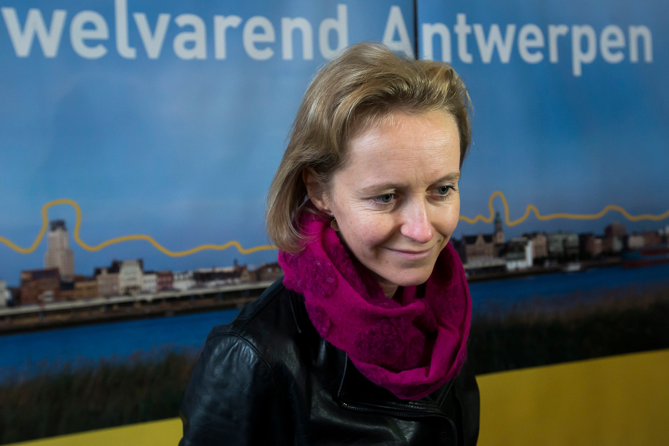 Eerste vrouwelijke havenschepen Annick De Ridder (39) maakt kinderdroom waar: “Vader was ...