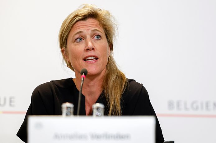 Minister Verlinden vordert agenten na stakingsaanzegging ...