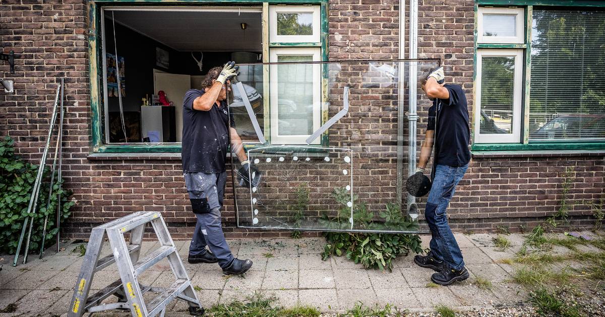 Afbladderende verf en een naderende deadline: komen deze 180 ...