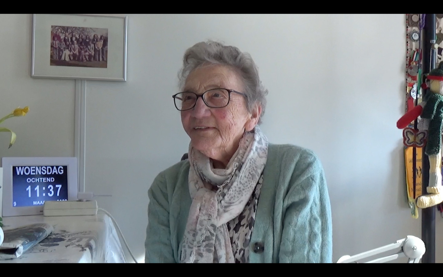 Jet toont hoe haar oma Riek de strijd tegen de tijd verloor: ‘Zoals ze ...