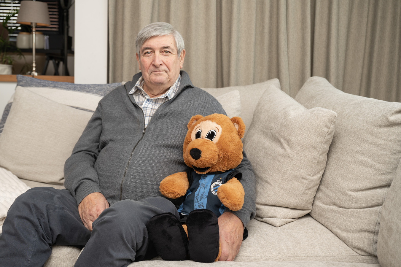 Johan (75) gaat nog één keer naar het stadion waar hij hartaanval kreeg ...