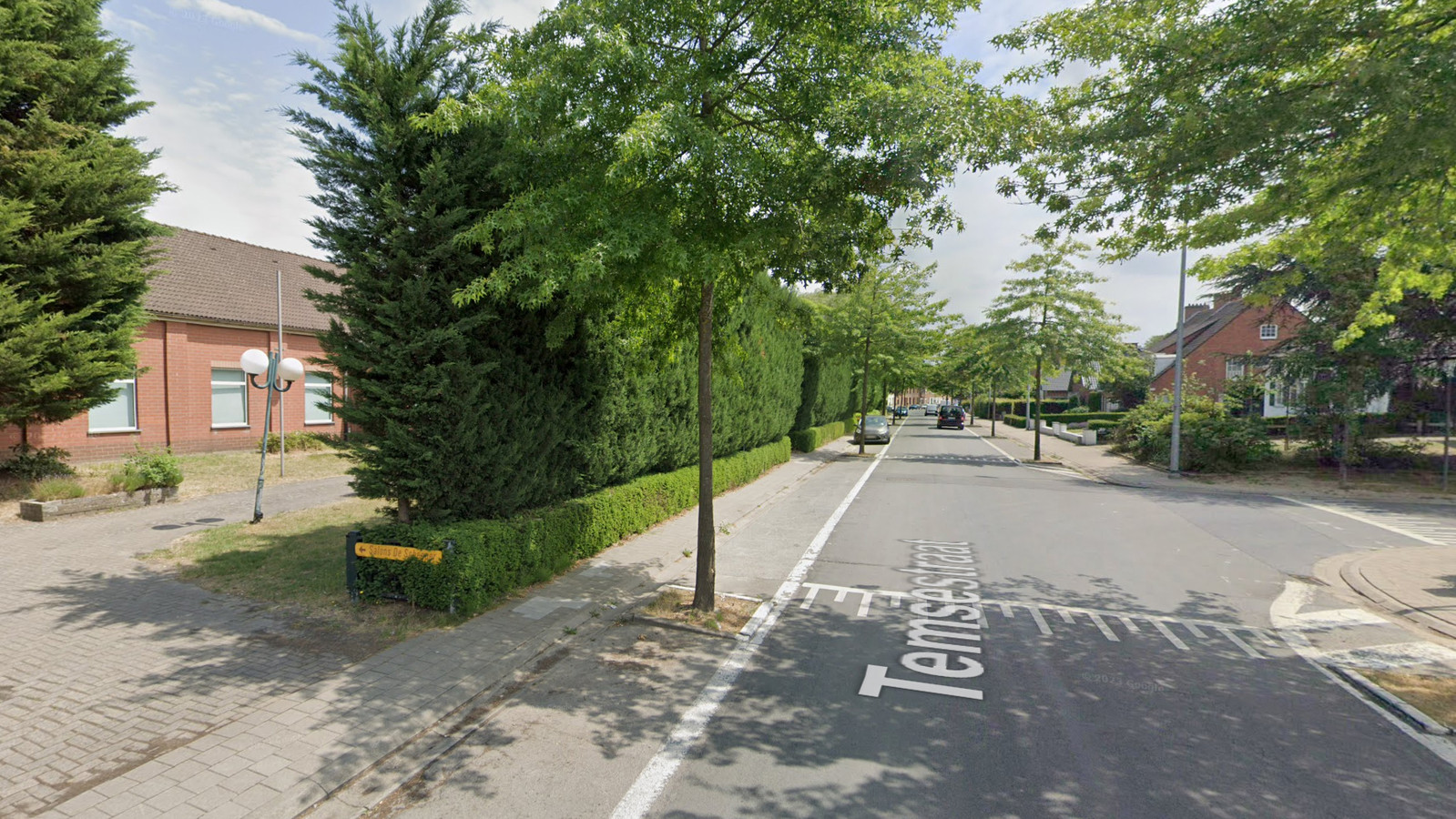 Politie houdt extra toezicht aan feestzaal na meldingen van overlast ...