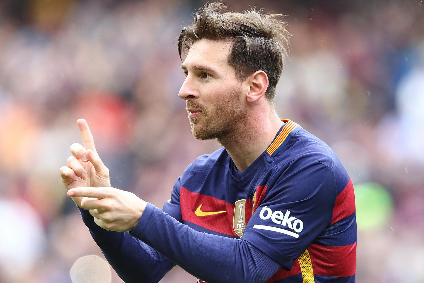 Messi stapt over op blonde coupe | Foto | AD.nl