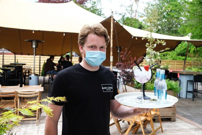 Nieuwe zomerbar Bar Lowie opent de deuren: “Voor een vakantiegevoel in ...