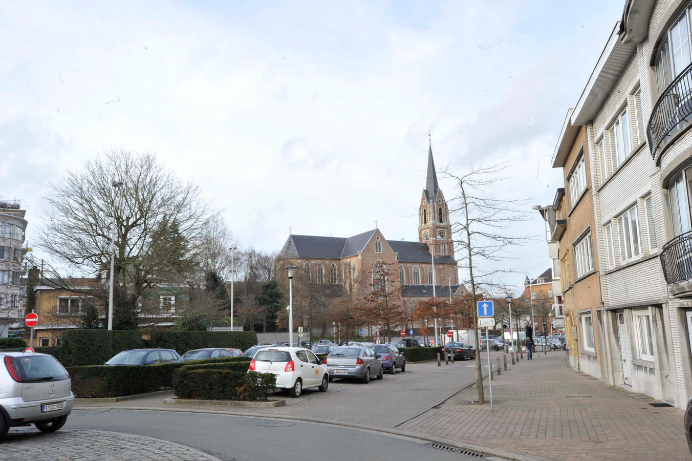 Boeken lenen in de kerk of wonen in een historische pastorie ...