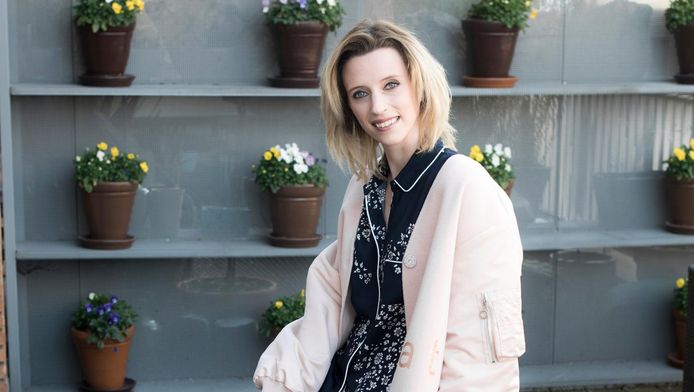 'Thuis'-actrice Tine Priem worstelde lange tijd met haar zelfbeeld ...