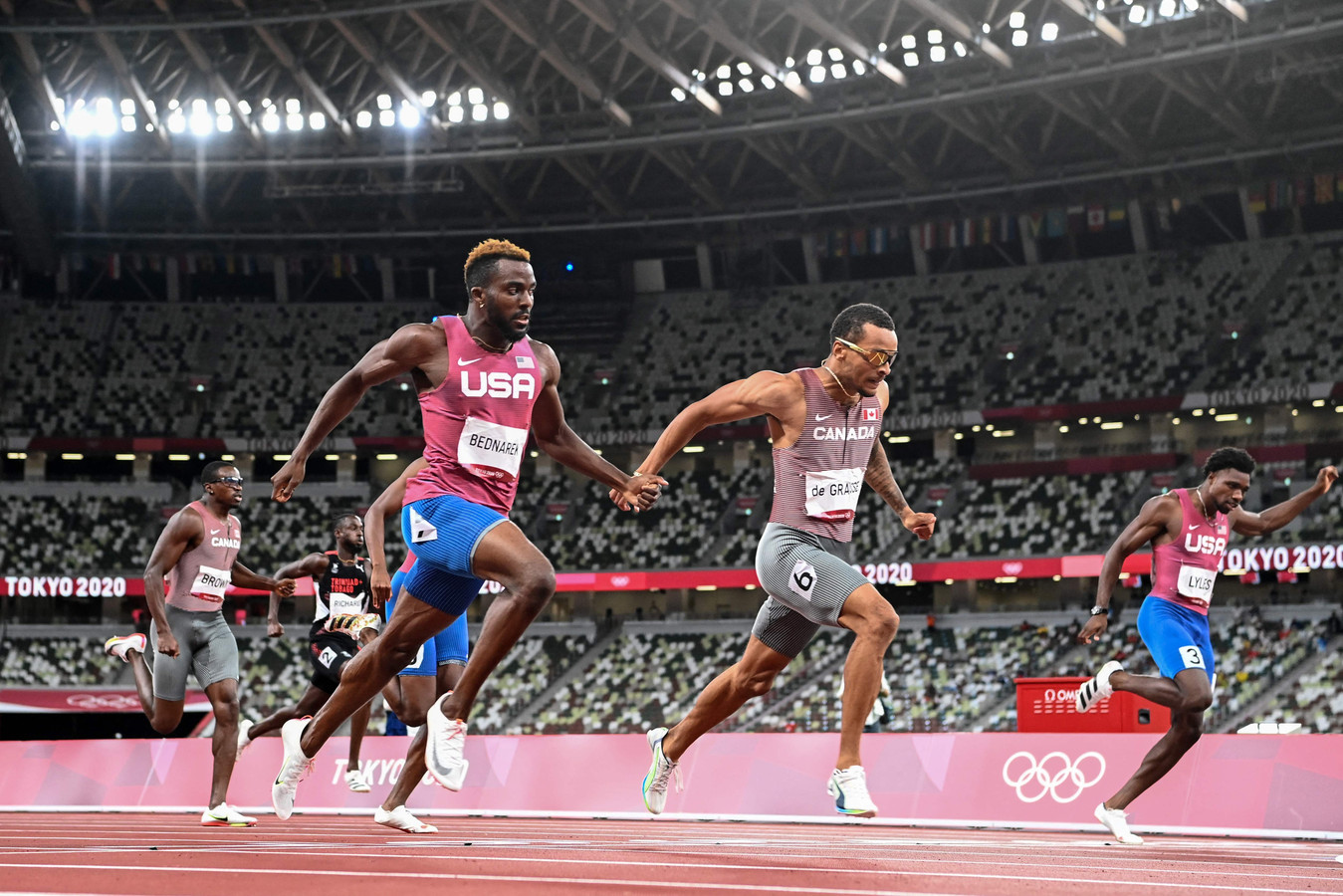 Canadees De Grasse verslaat Amerikanen en volgt Usain Bolt op: 'Dit was ...