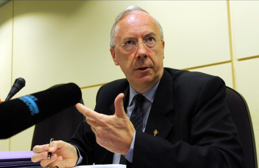 Vaticaan ontzet René Stockman uit bestuurlijke functie | Foto | hln.be