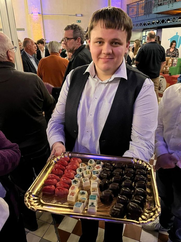 IN BEELD. Leerlingen van Herkse Sint-Martinusscholen zetten eigen ...