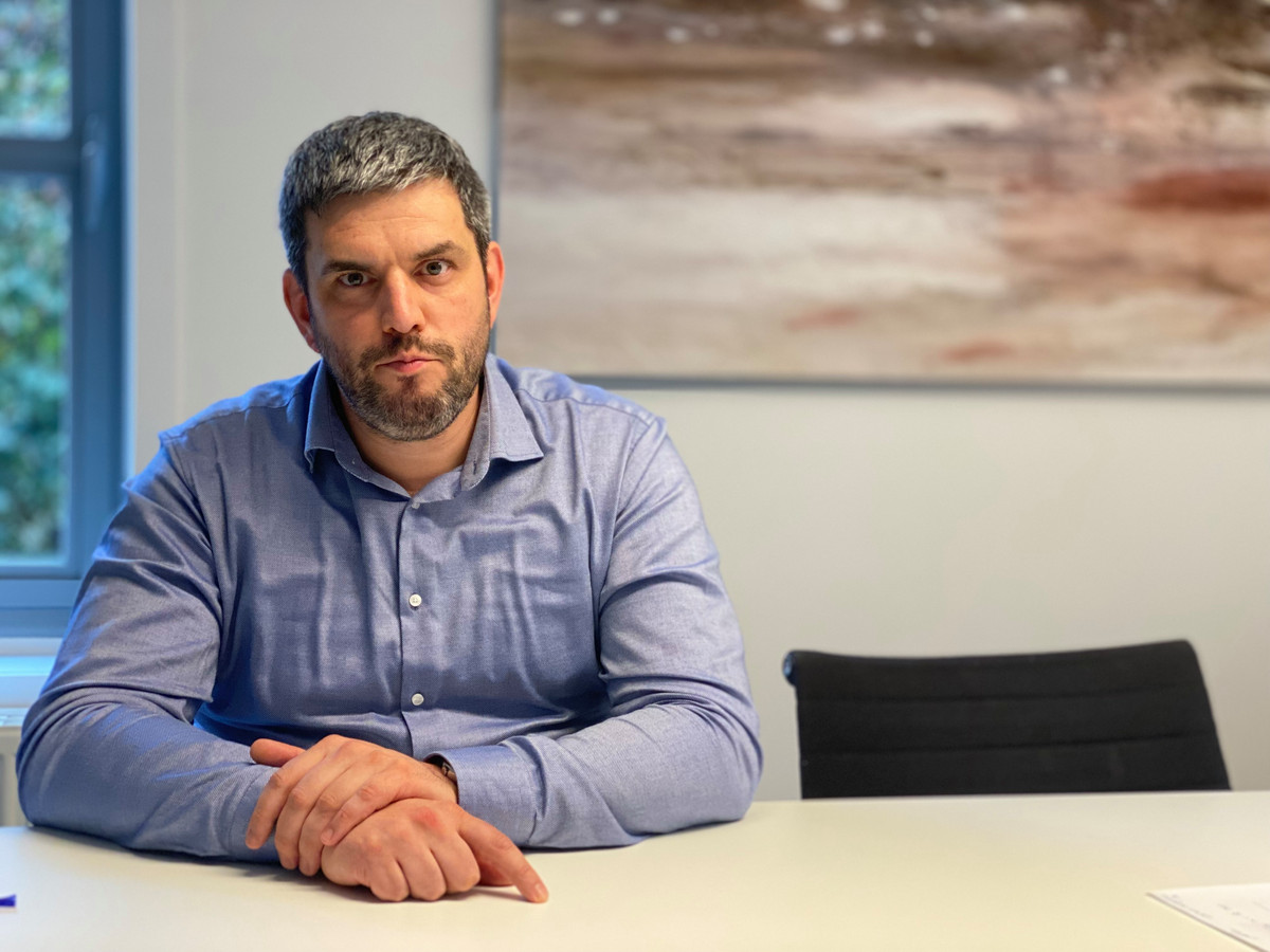 STRAFPLEITERS. Andy Boermans (38), het timide ventje dat het als ...