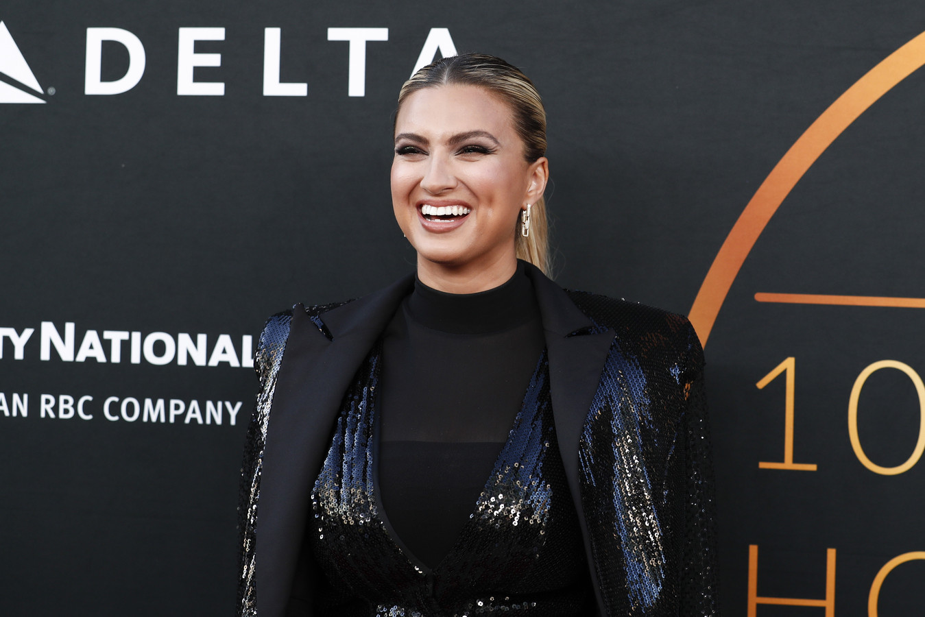 Grammy-winnares Tori Kelly (30) op intensive care na tromboseklachten ...