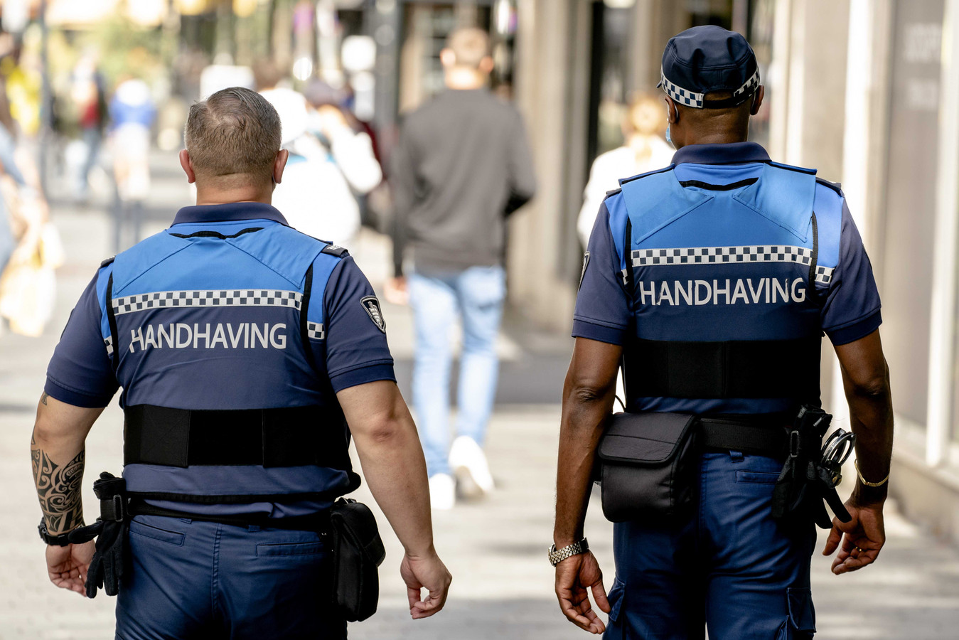 Voortaan sneller op de bon: politie en boa’s schrijven bijna honderd ...