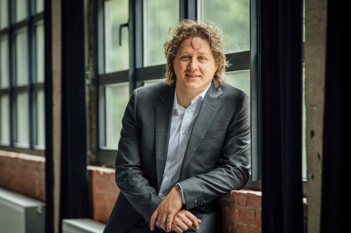 Professor Leiderschap Jesse Segers weet hoe Antwerp het vertrouwen ...