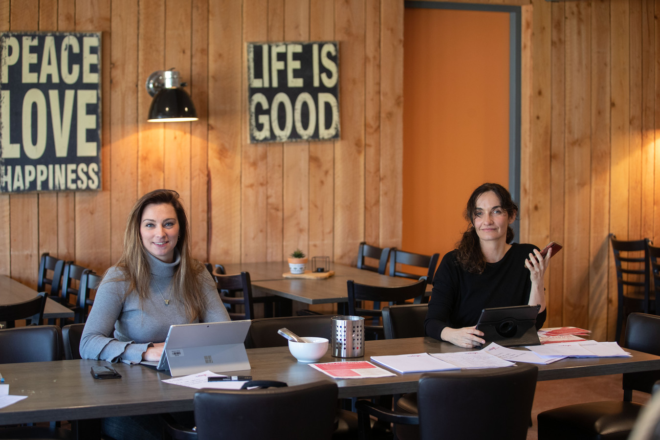 Hulpacties uit eerste lockdown: noodpakketten voor Kamper gezinnen en ...