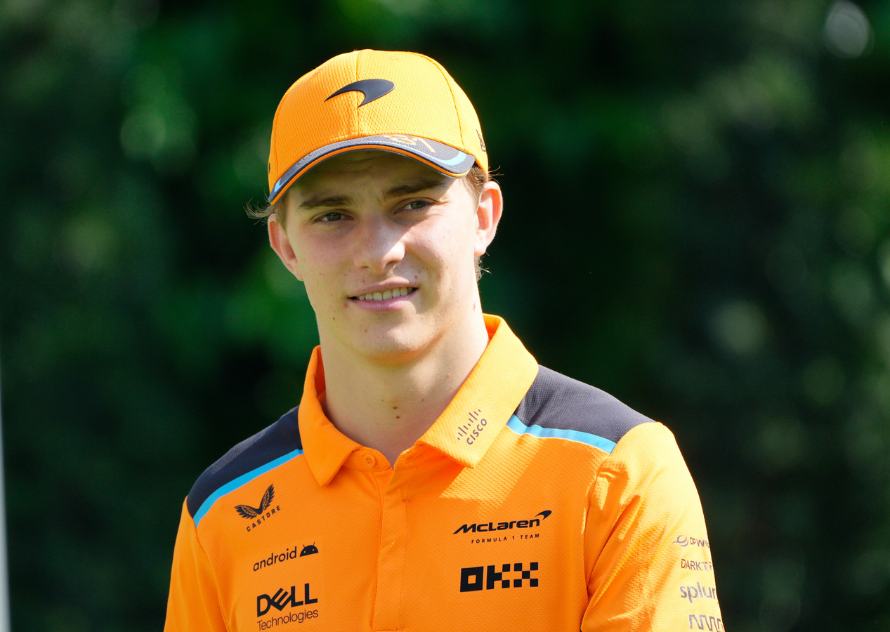 McLaren beloont Oscar Piastri met meerjarig contract: ‘Hij is een ...
