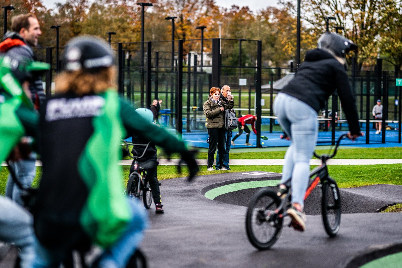 ‘Het geheim van Valkenhuizen’ in Arnhem feestelijk onthuld, wethouder ...