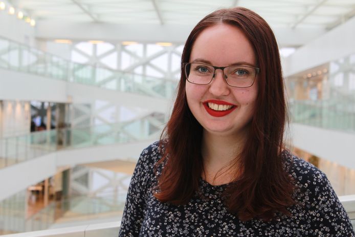 Eline (24) heeft trombose: ‘Las alleen maar verhalen over steunkousen ...