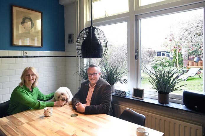 Piet en Ellen wonen in voormalig directiehuis: 'We zijn gevallen voor de uitstraling van het ...