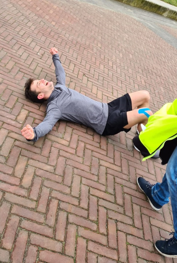 Rugbyer Jordan Paterson uit Goes uitgeteld na zijn 60 kilometer voor ...