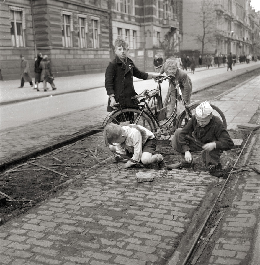 Fotoserie Hongerwinter 1945: eten werd een obsessie in het Westen ...