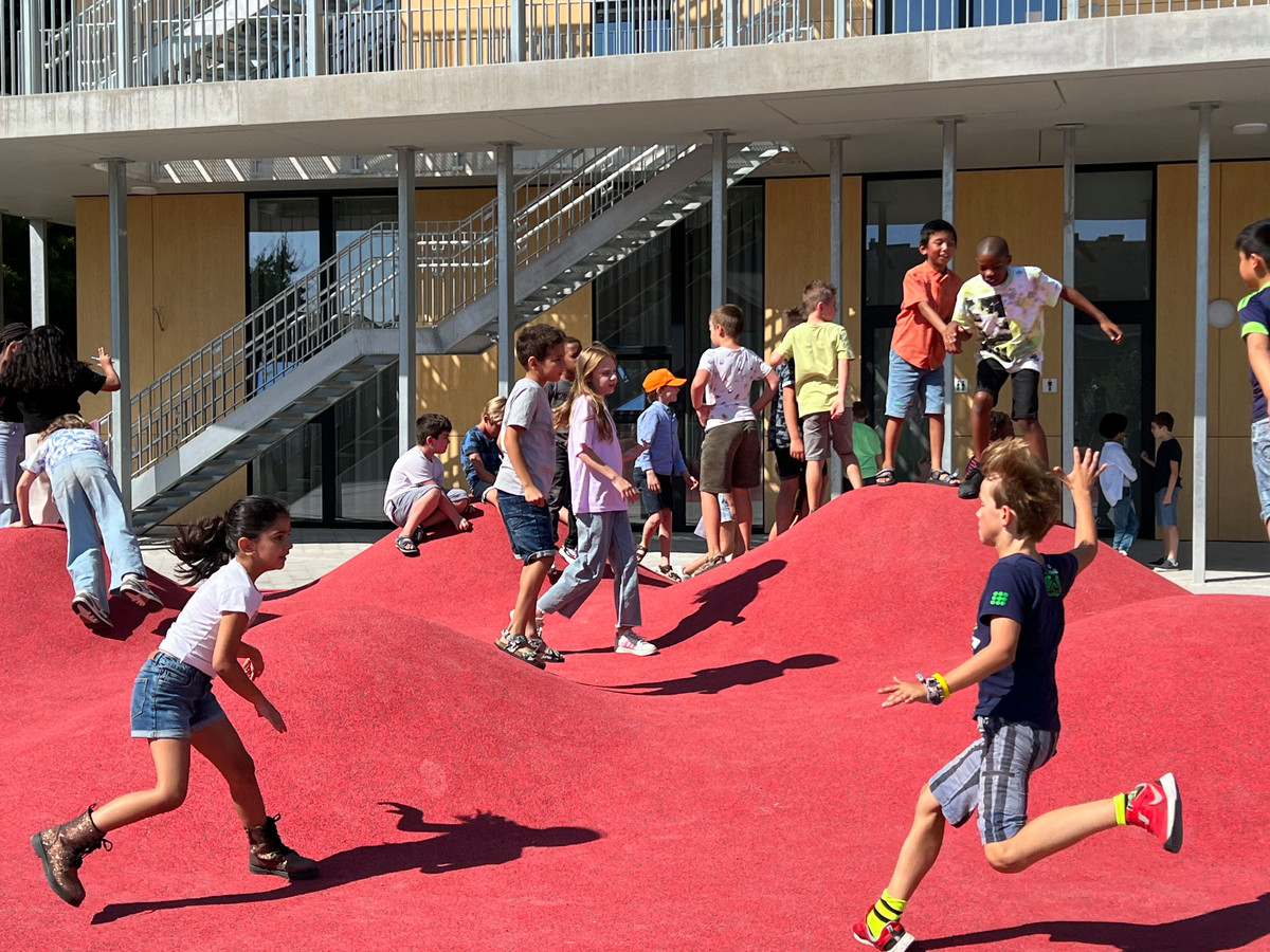 Eerste schooldag meteen in splinternieuw gebouw voor leerlingen Via ...