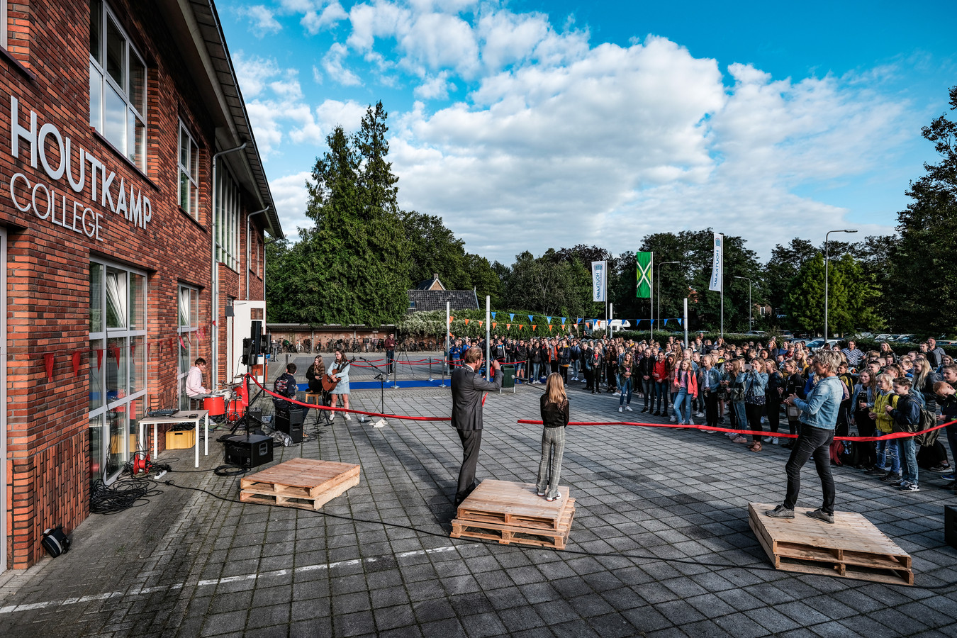 Achterhoekse scholen werken samen om lerarentekort op te vangen | Foto ... Achterhoekse scholen werken samen om lerarentekort op te vangen | Foto ...