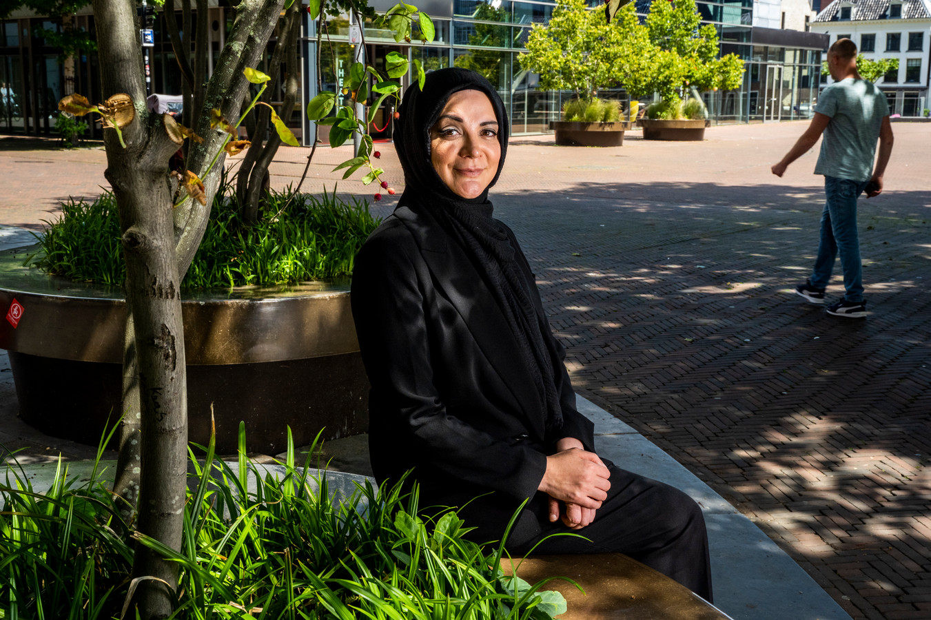 Alphense columniste Emine Uğur genomineerd voor ‘Vrouw in de Media ...
