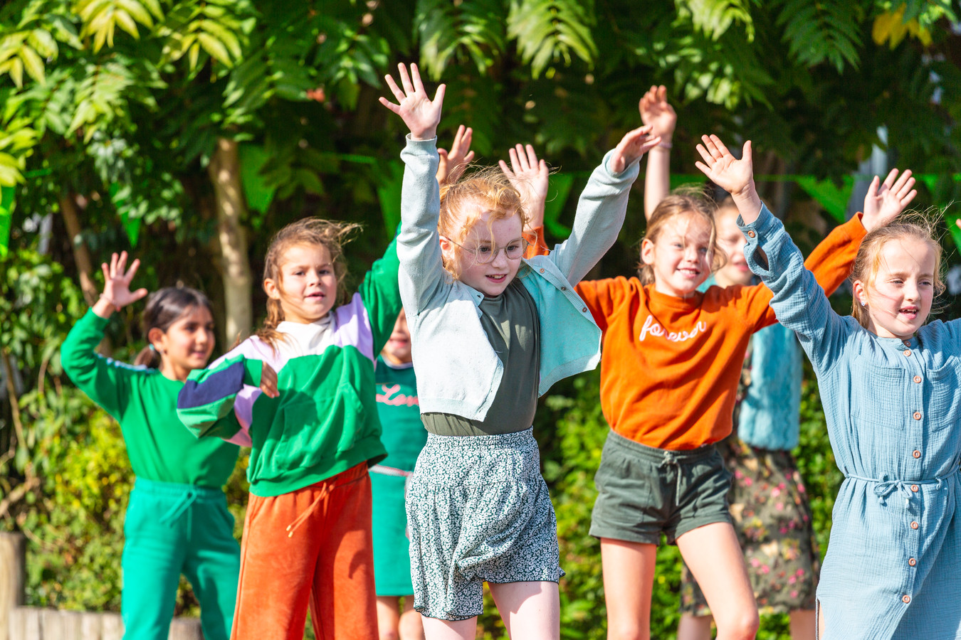 IN BEELD. Sint-Luciaschool gaat 740 vierkante meter ontharden: “Meer ...