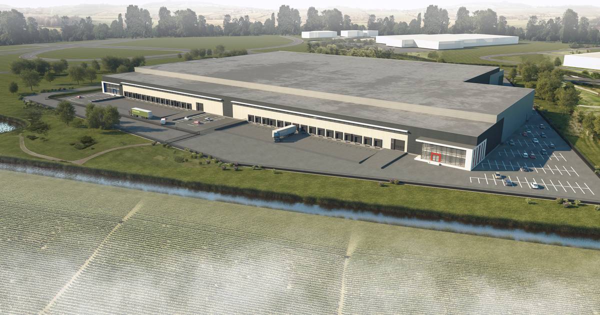 Groot distributiecentrum van 40.000 m2 met 800 werkplekken bij Breepark ...