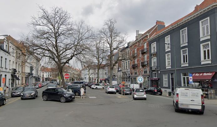 La célèbre place du Châtelain, à Ixelles, va être entièrement rénovée ...