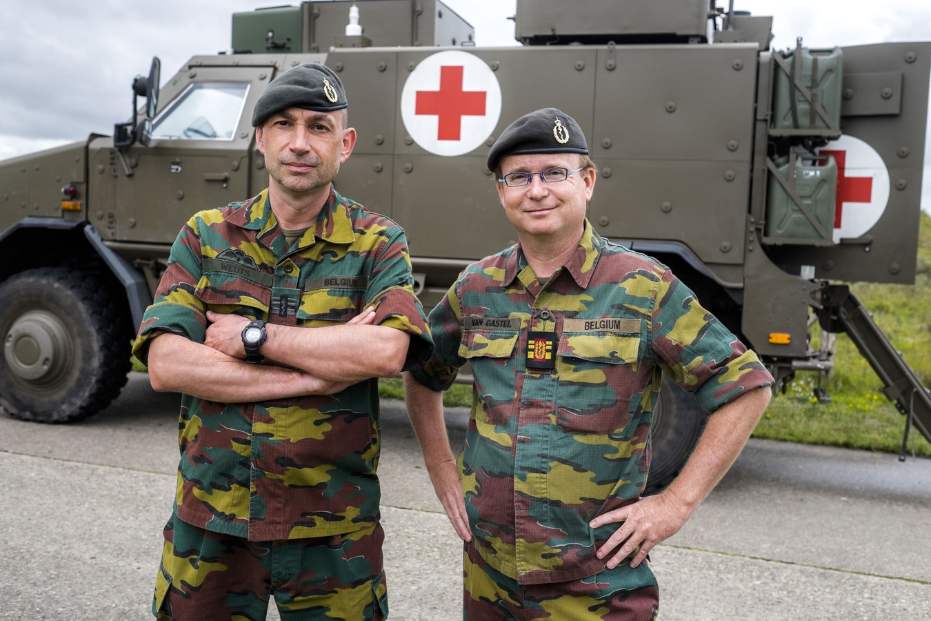 Militaire artsen 'redden' inwoners fantasieland Kupe | Foto | hln.be