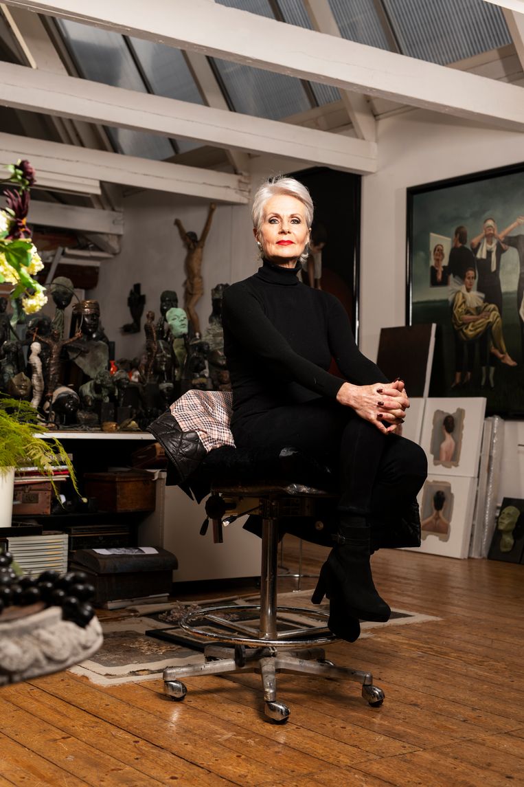 Ans Markus maakte een veelkoppig totaalschilderij van jonge mensen: ‘Ik ...