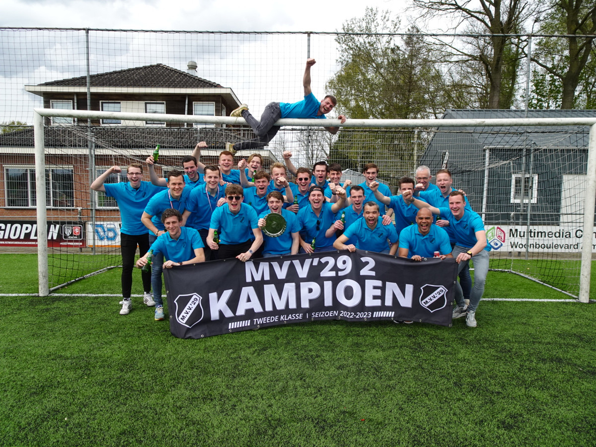 Dit zijn ze: de kampioenen uit deze regio! | Foto | destentor.nl