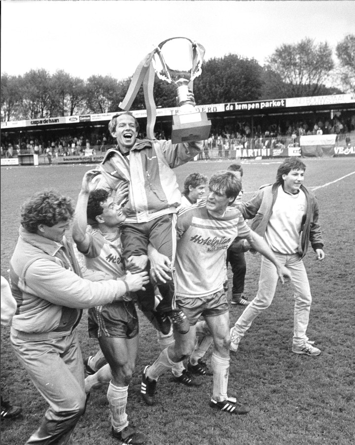 Van voetbalwijsheden vind je helaas niets terug in de teksten van de ...