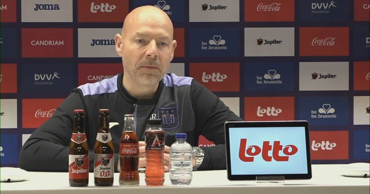 Brian Riemer wil “schorsingssysteem herbekijken” en deelt steekje uit ...