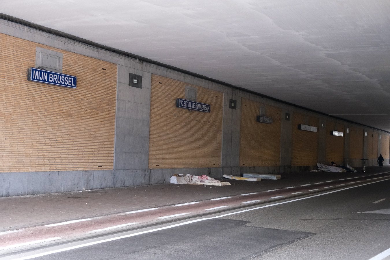 “Gaan ze wachten tot er een dode valt?”: Brussels Noordstati­on nieuwe ...