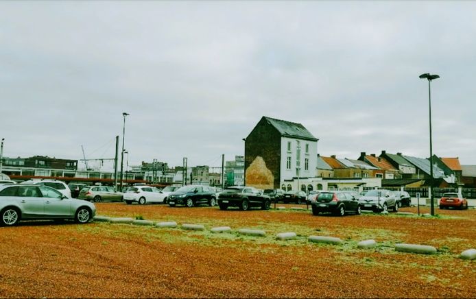 Einde van parkeersite De Tank | Landen | hln.be