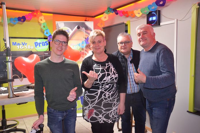 Stef uit 'Cupido Ofzo' op bezoek bij Stef van radio PROS: “Mensen ...