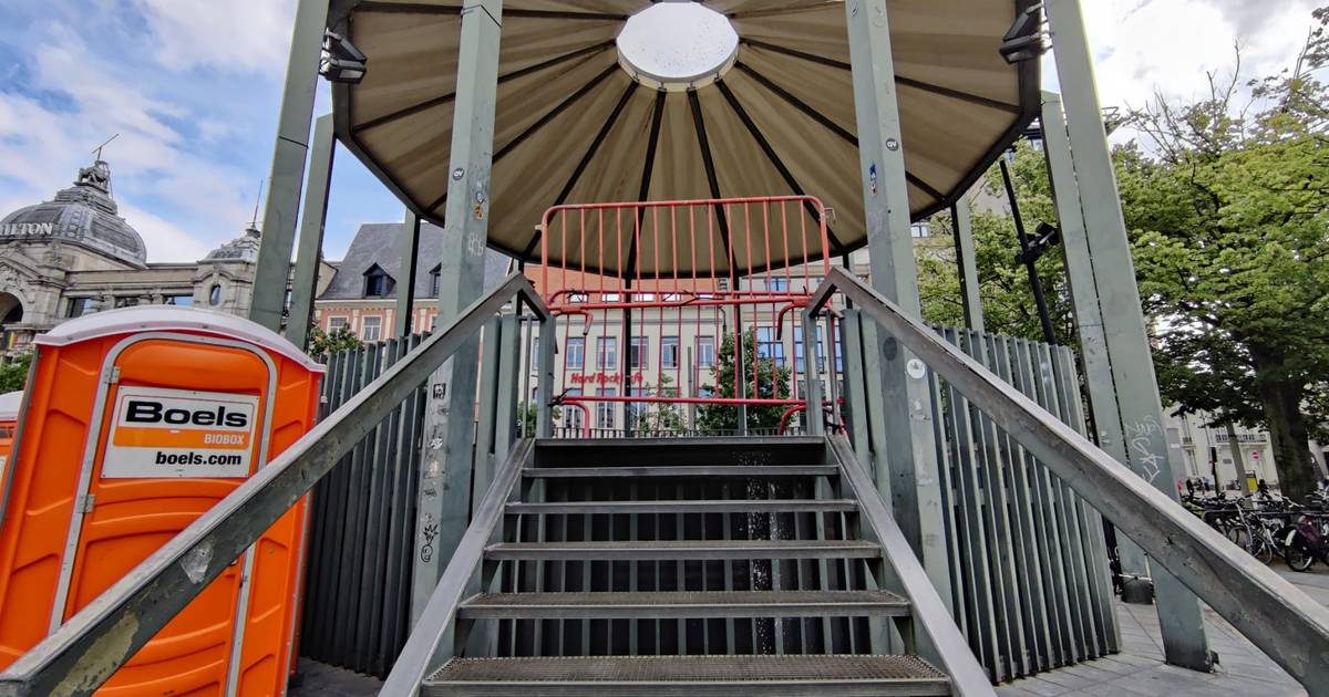 Kiosk op Antwerpse Groenplaats wordt vervroegd afgebroken: “Mensen ...