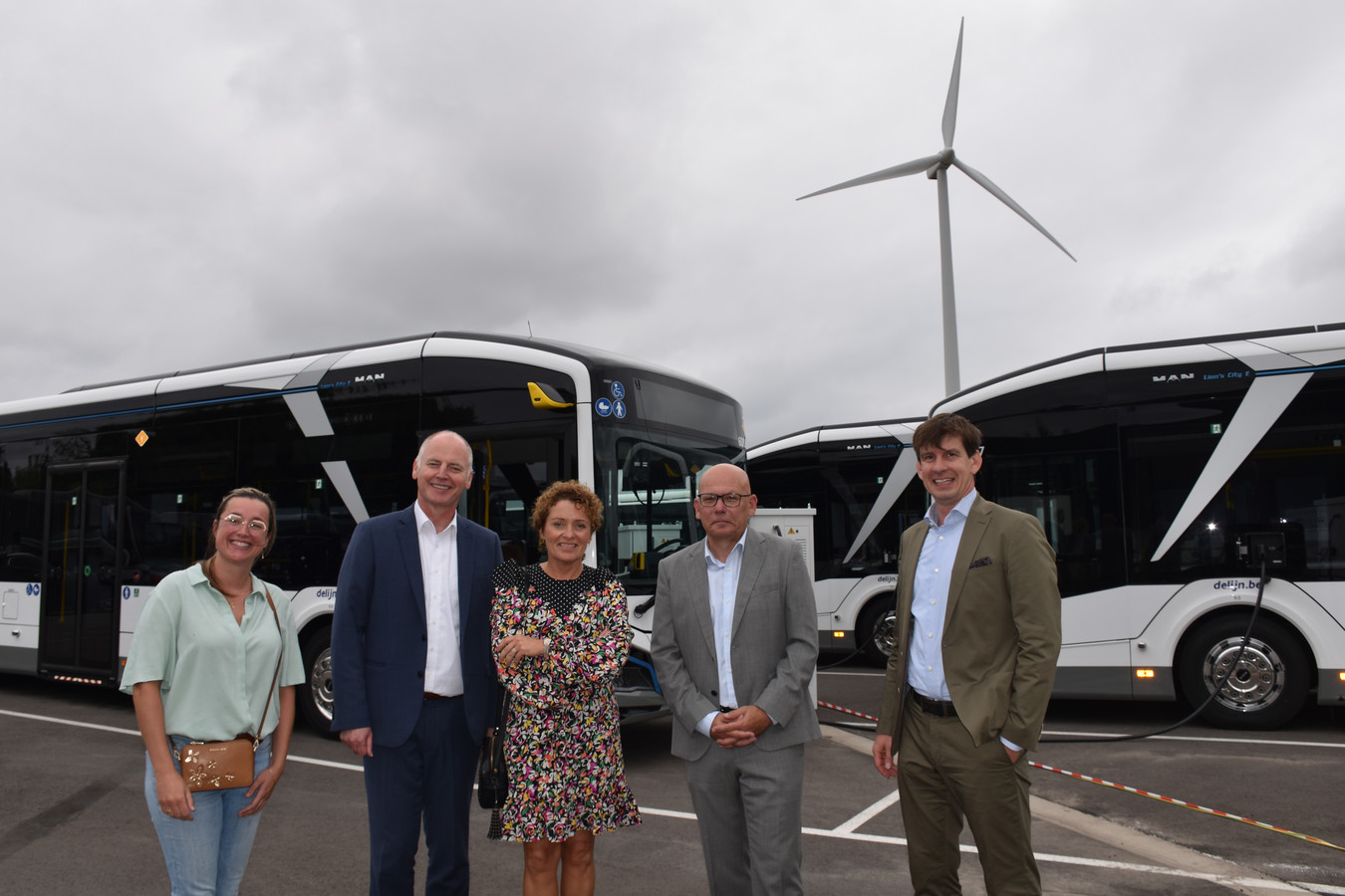 Minister Lydia Peeters investeert in veilige schoolomgevingen | Foto ...