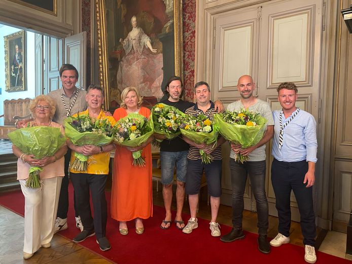 Zeven Gentse iconen in bloemetjes gezet voor hun bijdrage aan Gentse ...