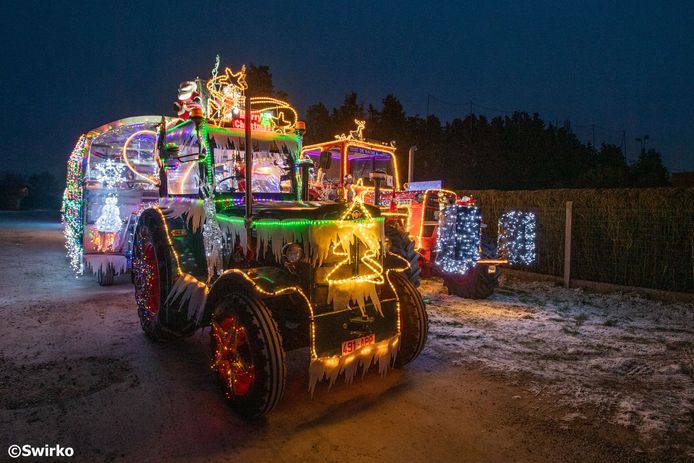 50 verlichte tractoren brengen fel gesmaakte ‘Kerstparade’: “Feeërieke ...