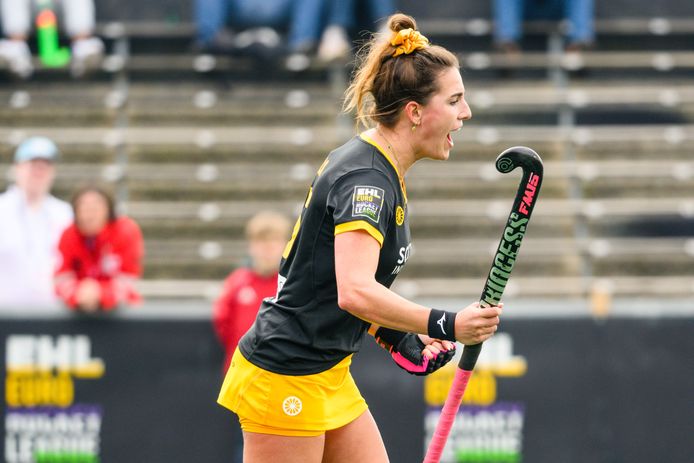 Frédérique Matla slaat hockeysters Den Bosch weer naar finale EHL ...