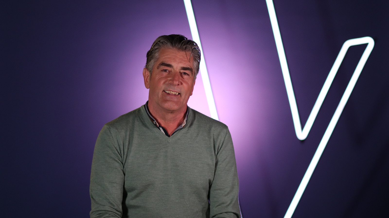 Wim (63) uit Apeldoorn zorgt voor spraakmakende televisie tijdens The ...