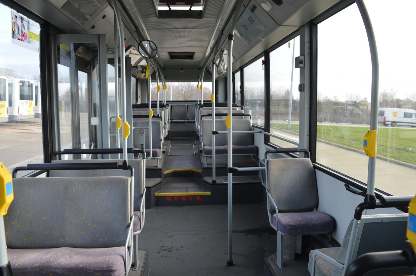 Te koop: dertig Belgische stadsbussen voor € 2.000 per stuk | Foto ...