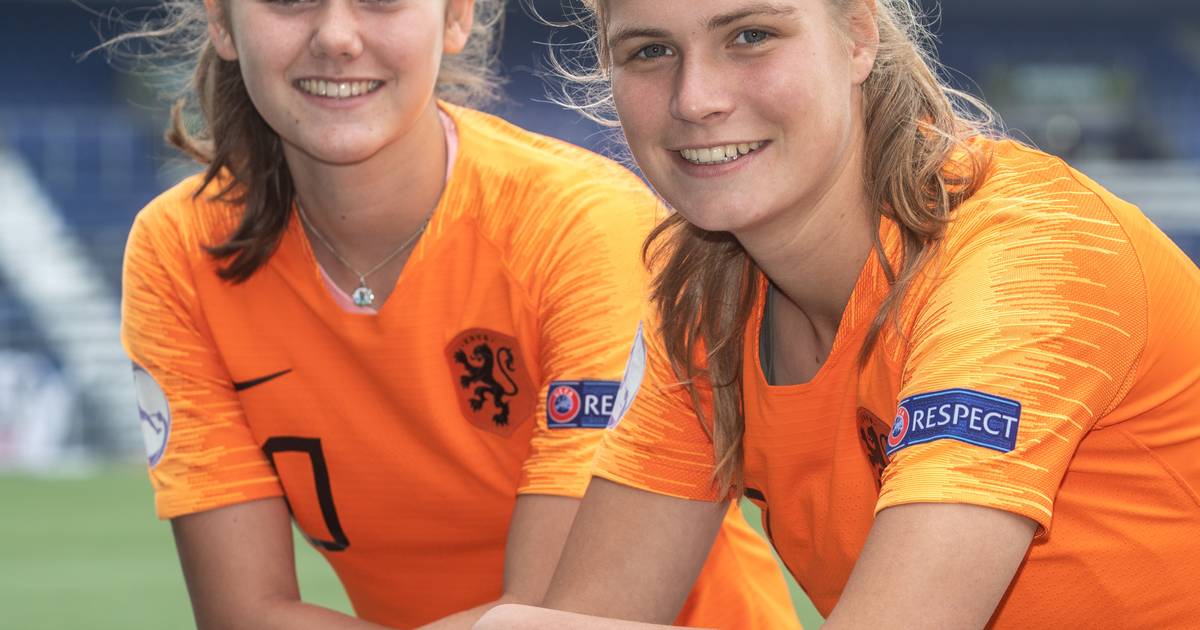 PEC Zwolle Vrouwen ontvangt Marit Auée na haar verblijf van een jaar in ...