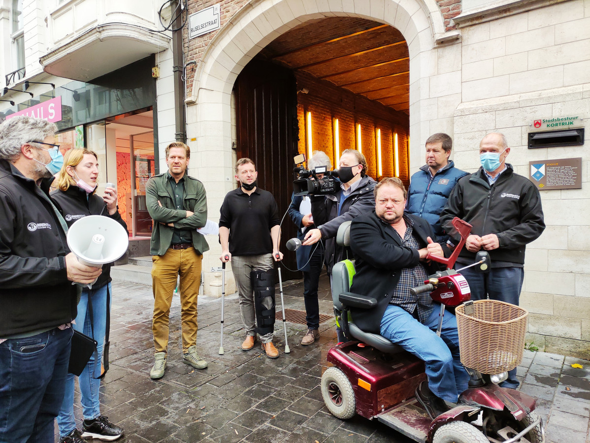 Landbouwers voeren actie tegen bebossingsplannen Kortrijk en Zwevegem ...