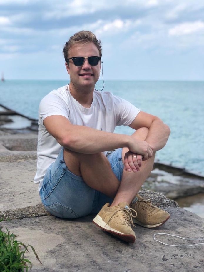 Langer partnerverlof: deze aanstaande vader krijgt óf 5 dagen óf 5 weken extra vrij | Werk | AD.nl